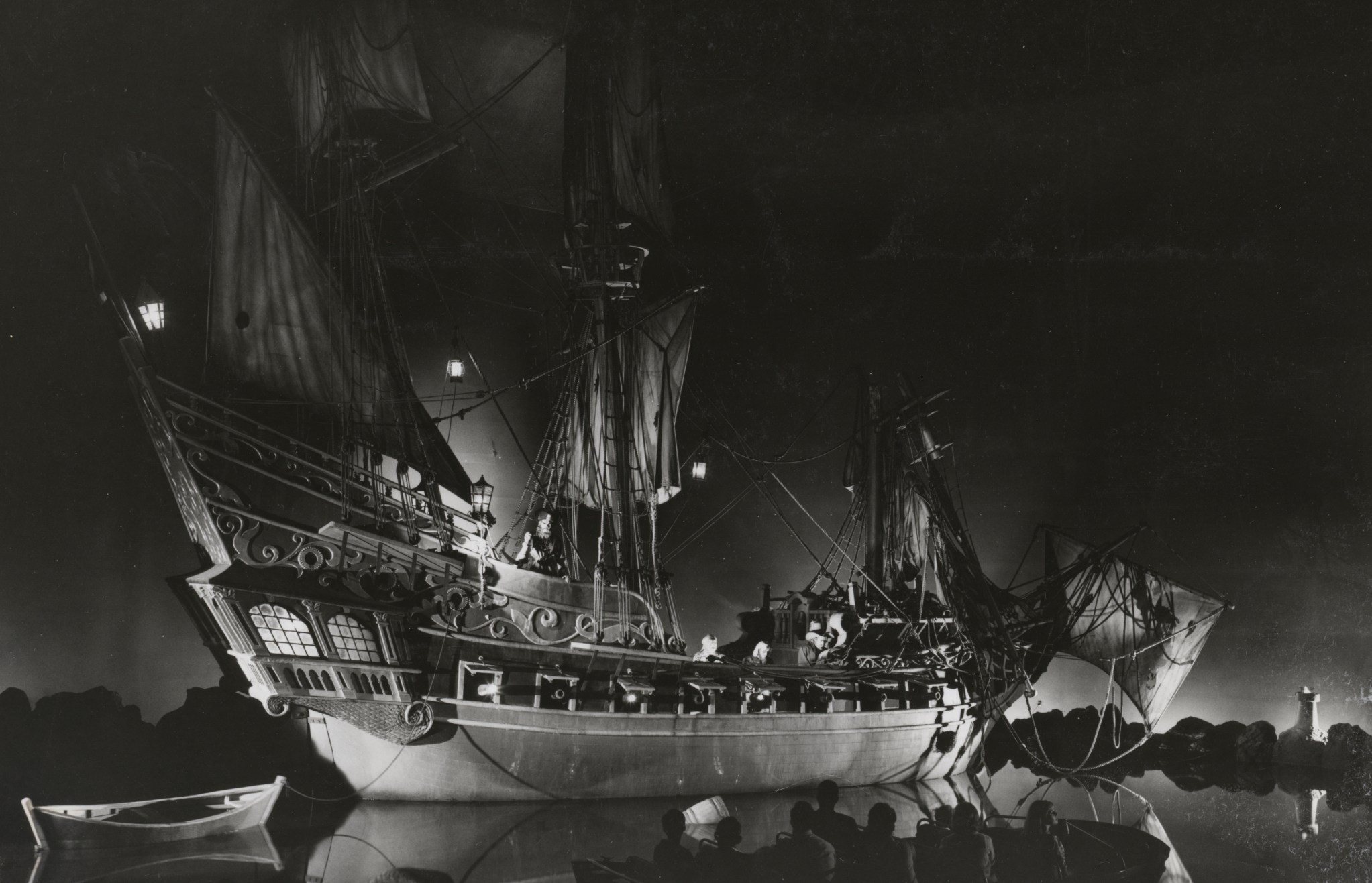 The Women in Red: The Evolution of a Pirate Trope « Swordplay ...